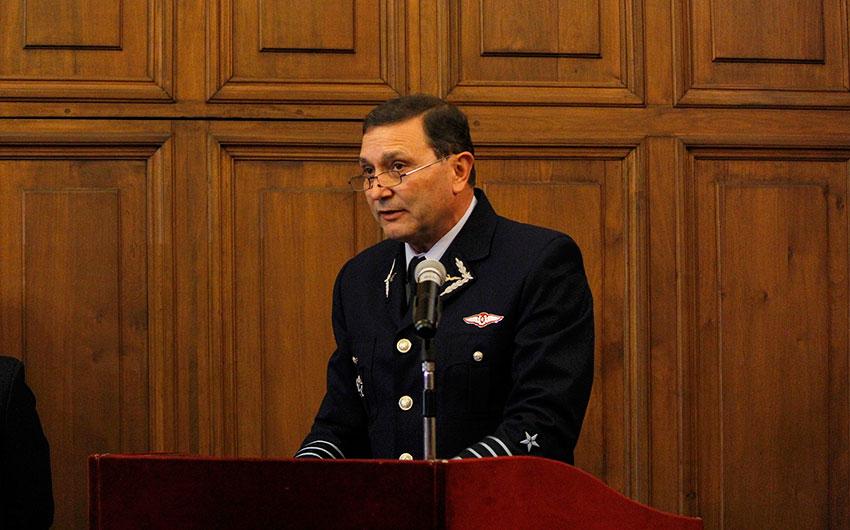 Casa de Bello y Fuerza Aérea de Chile desarrollarán programa espacial ...